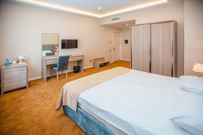 Grand Midway Hotel, Baku