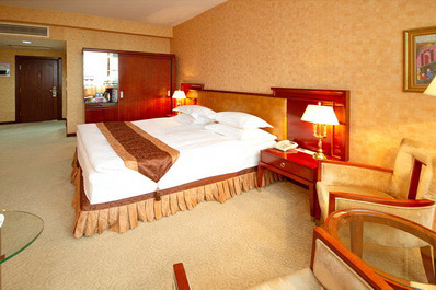 Ramada Plaza by Wyndham Gence Hotel, Ganja