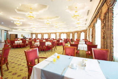 Ramada Plaza by Wyndham Gence Hotel, Ganja