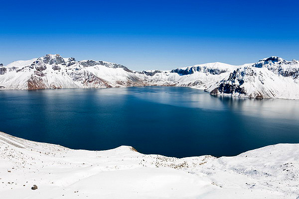 Tianchi Lake in the vicinity of Urumqi