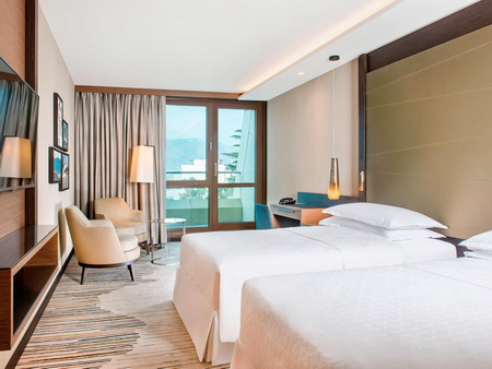 Sheraton Grand Tbilisi Metechi Palace Hotel, Tbilisi