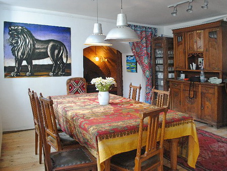 Shavi Lomi Restaurant