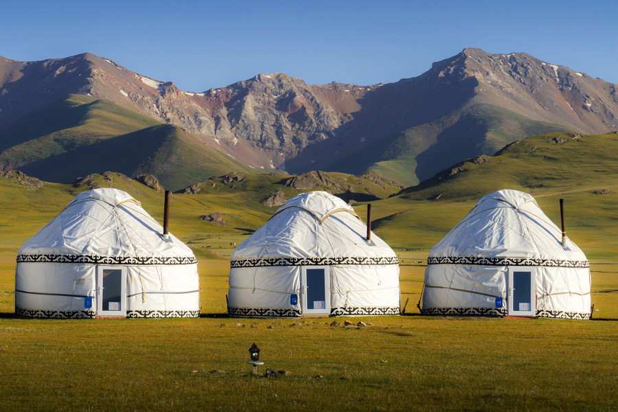 Ak-Sai Travel Son-Kul Yurt Camp, Son-Kul Lake