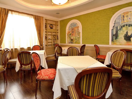 "Cyclone" restaurant, Bishkek