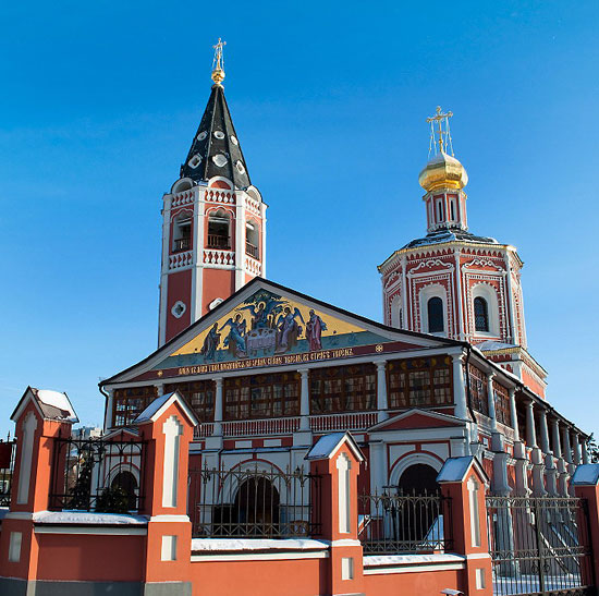 Saratov Holy Trinity Cathedral - Moscow baroque architecture